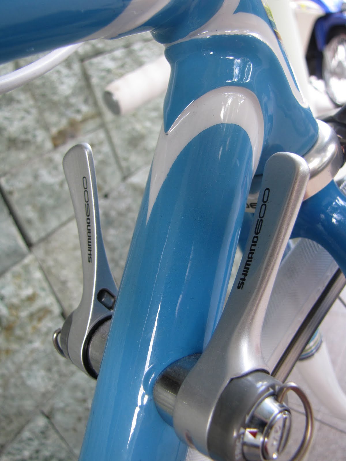 OLD SKOOL CYCLE: SHIMANO 600 COMPLETE BIKE - RM5000.00