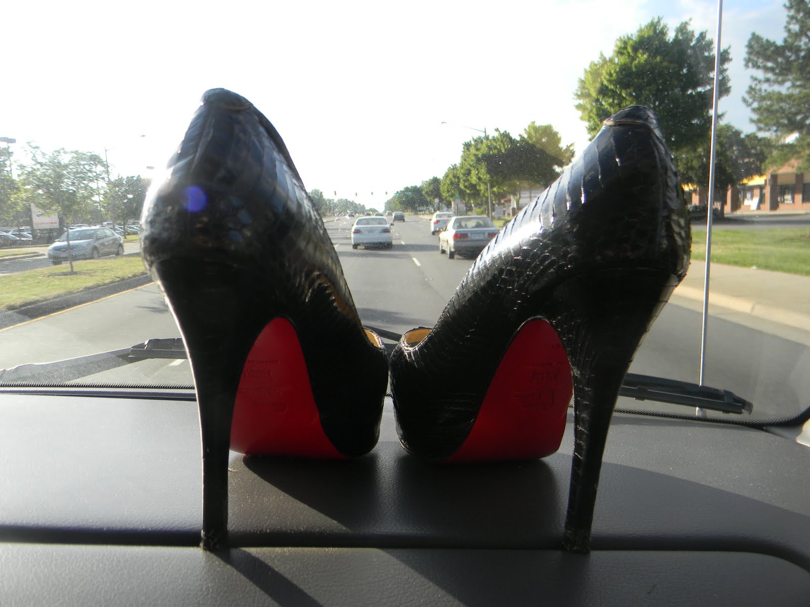 robshep.com: It's Okay! I'm A Limo Driver!