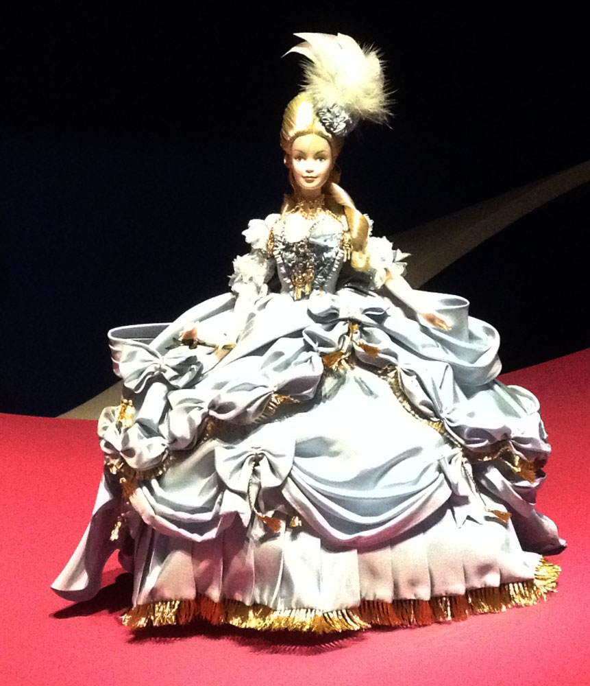 Fashion Doll Stylist: BARBIE!!! (The Expo)