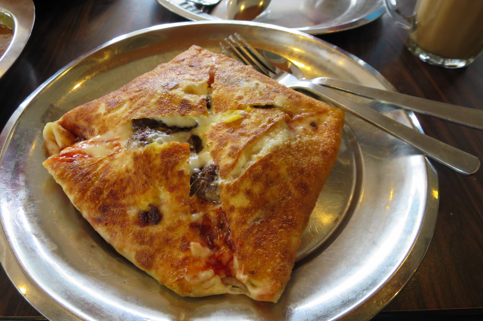 Small Potatoes Make The Steak Look Bigger: A Murtaburger from The Prata ...