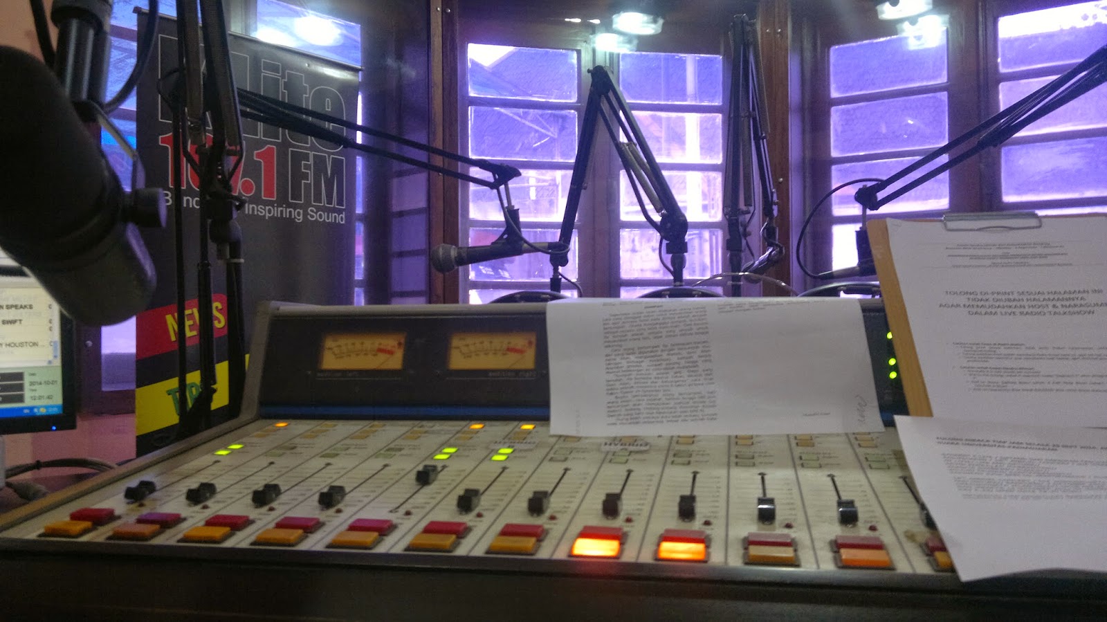 Radio Branding Materials: On-Air Studio | 107.1 K-Lite FM Bandung (2014)