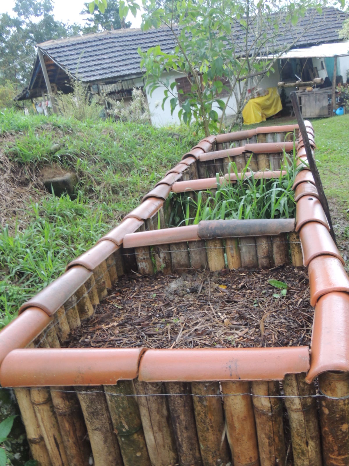 Aldeia Irmã Terra: Composteira