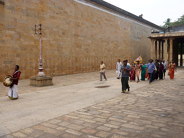 ESTUDANDO YOGA: PANCHA BHUTA STALAM - JALA LINGAM TEMPLE III