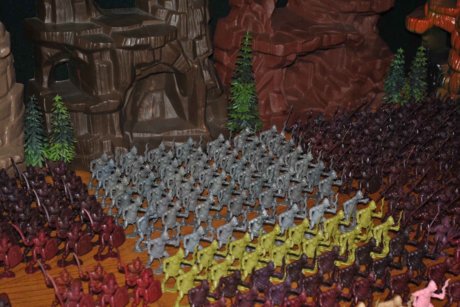 Fantasy Toy Soldiers: Army of Orcs, Ogres, Goblins & Trolls