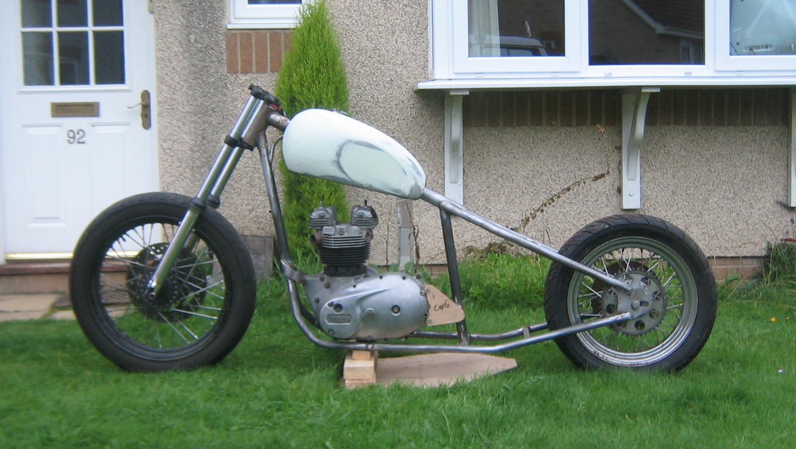 OILY RAGS: TRIUMPH FRAME