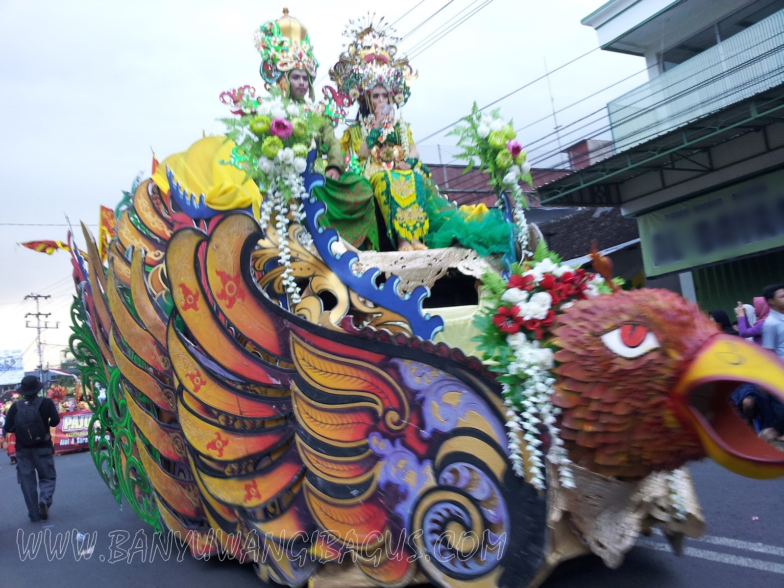 KEMERIAHAN KARNAVAL 17 AGUSTUS 2016 KECAMATAN GENTENG-BANYUWANGI