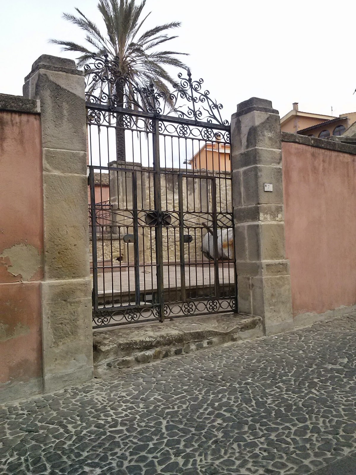 Travelogue Sardinia - Italy: Villa De Villa (Dolianova)