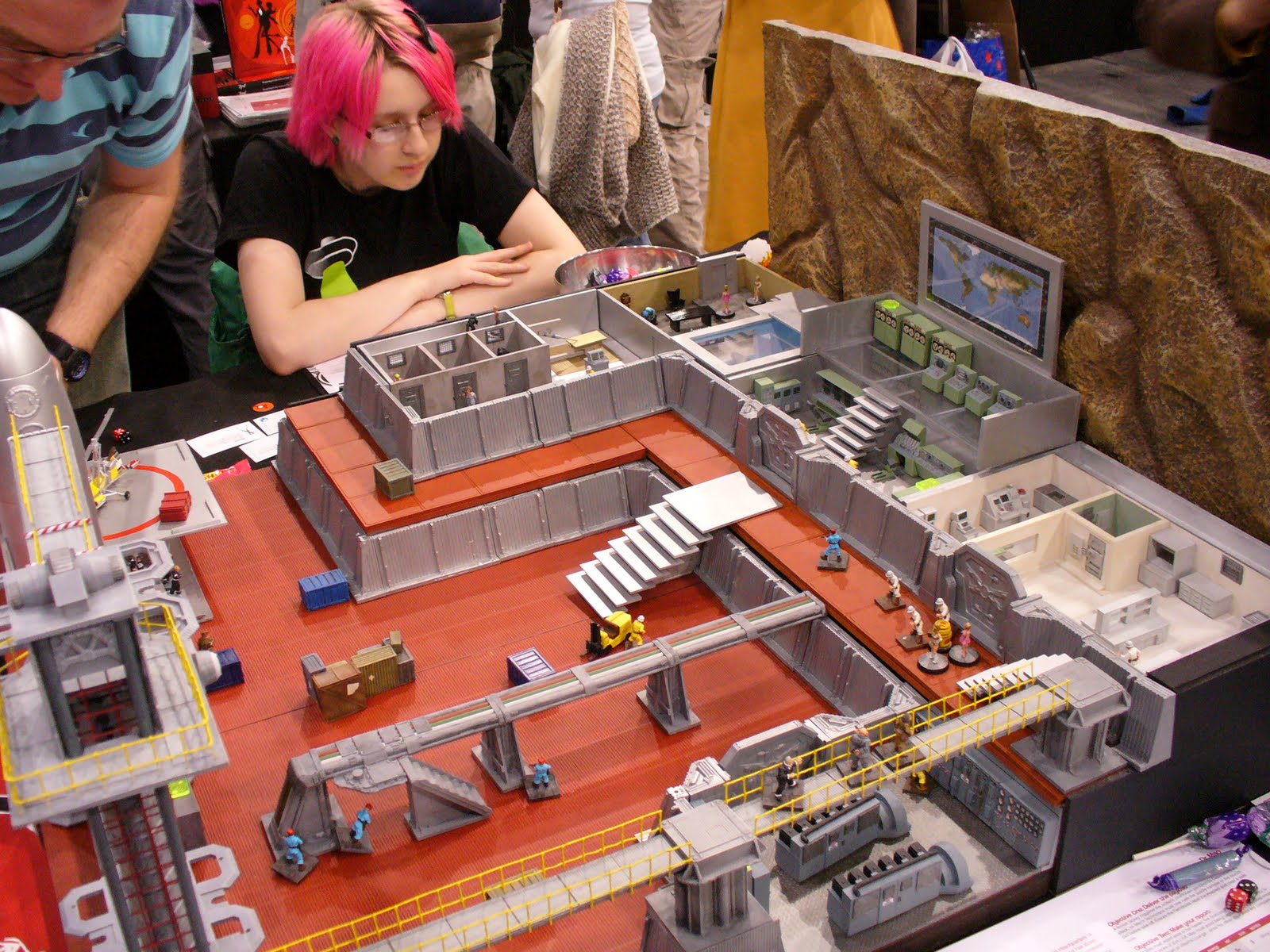 [TMP] "Underground Base (Evil Lair) - Ever Built One? How?" Topic