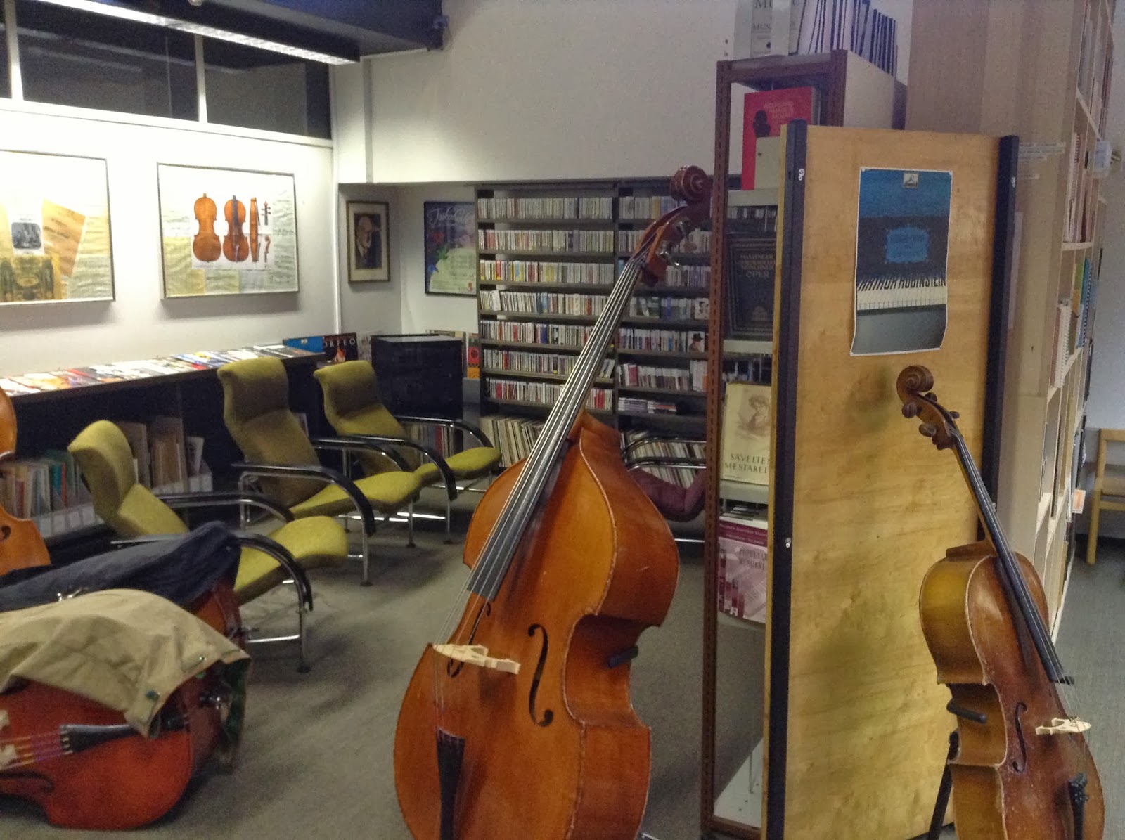 Bibliothecarius serentis scriptor - potikat kaakkoon: Historia bibliotheca