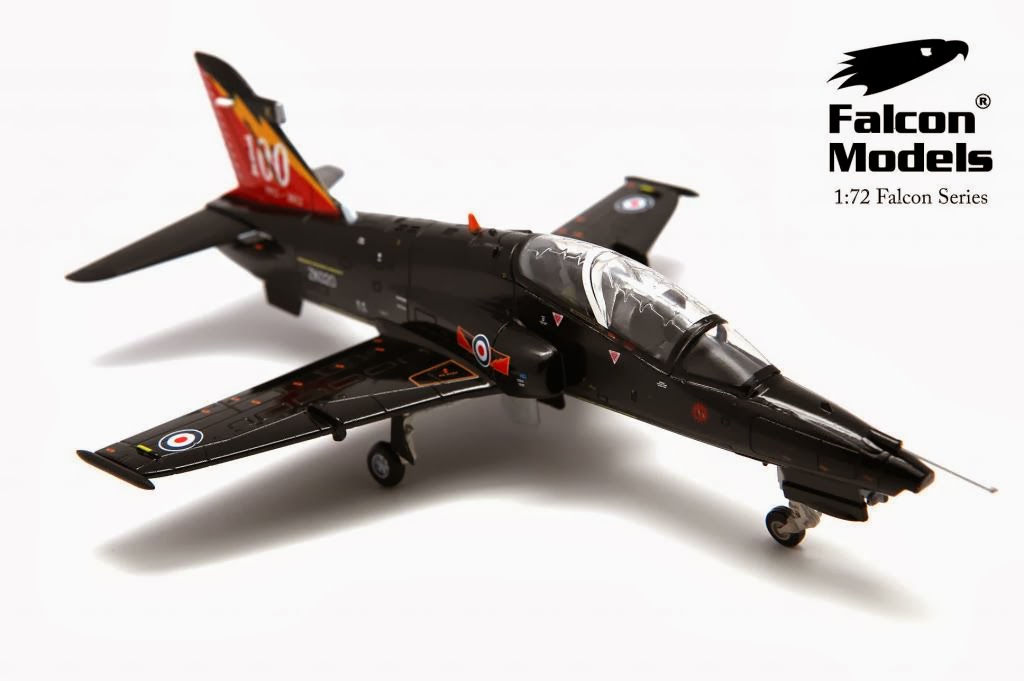 Dora 9 Diecast: Photos of Falcon UK Exclusive BAe Hawk T2 4 Sqn. RAF ...