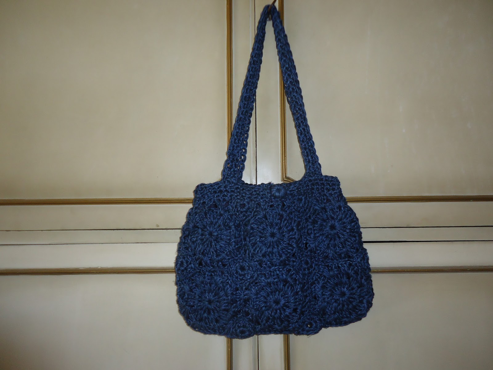 Mi Casita Artesanal: Mas Carteras en crochet