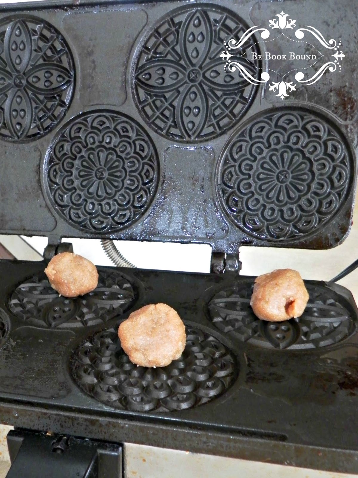 Be Book Bound: From the Cookbook: Fancy, Homemade Graham Crackers