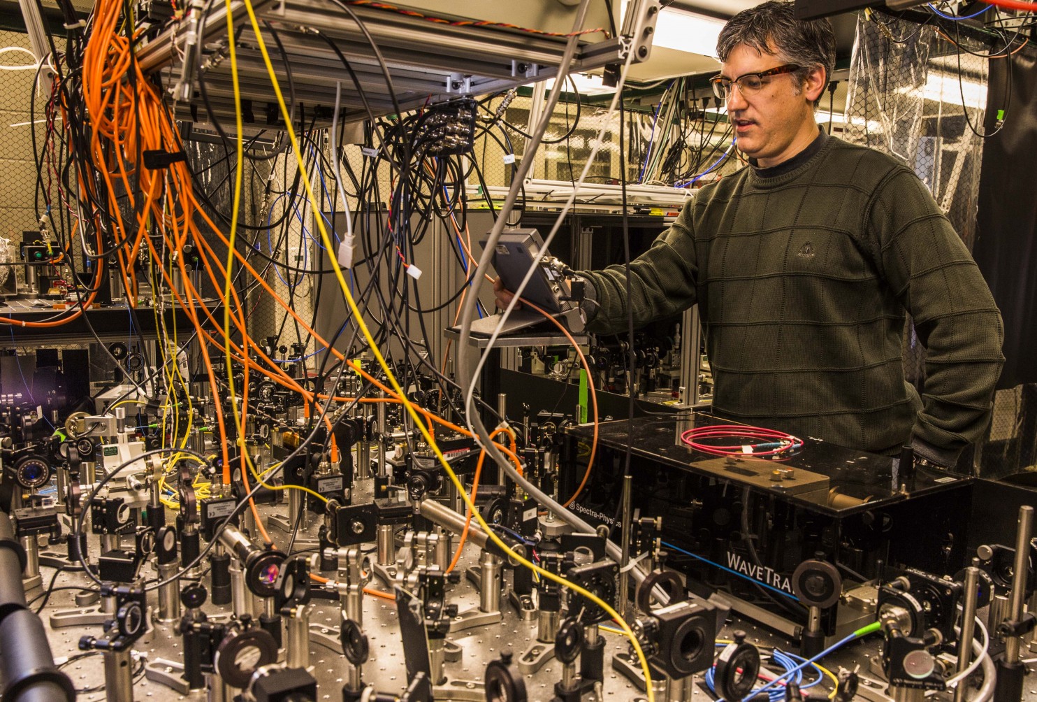 Google, Microsoft, labs and start-ups will create universal quantum ...