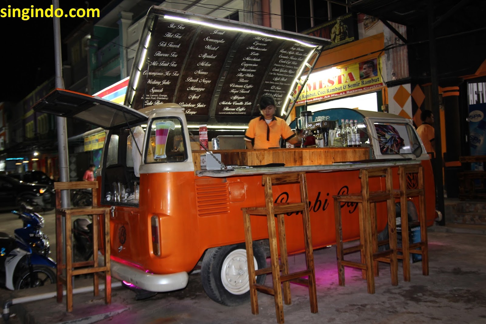 Combi Cafe : Happy Combine