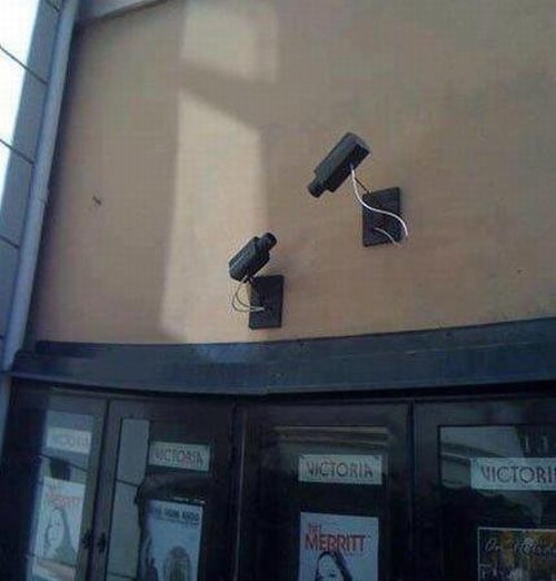 Free Images - Free Photos - Just For Fun: security fail