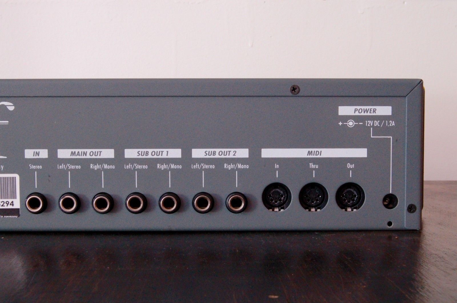 MATRIXSYNTH: Waldorf Micro-Q Rack Mount Synthesizer - Yellow SN 1110055294