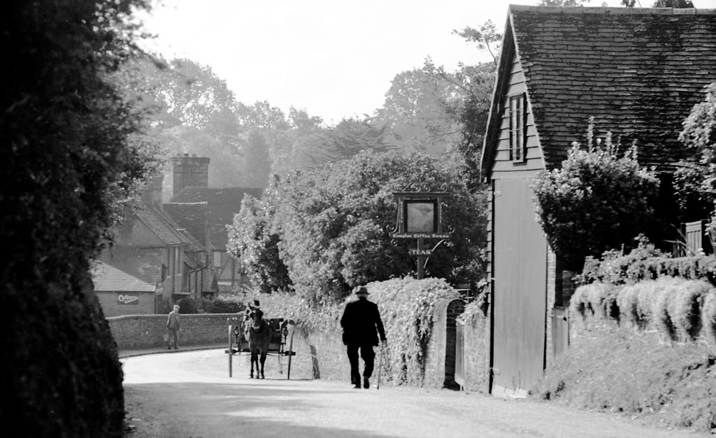 Amazing Photos Document Everyday Life of England in the Late 1930s ...