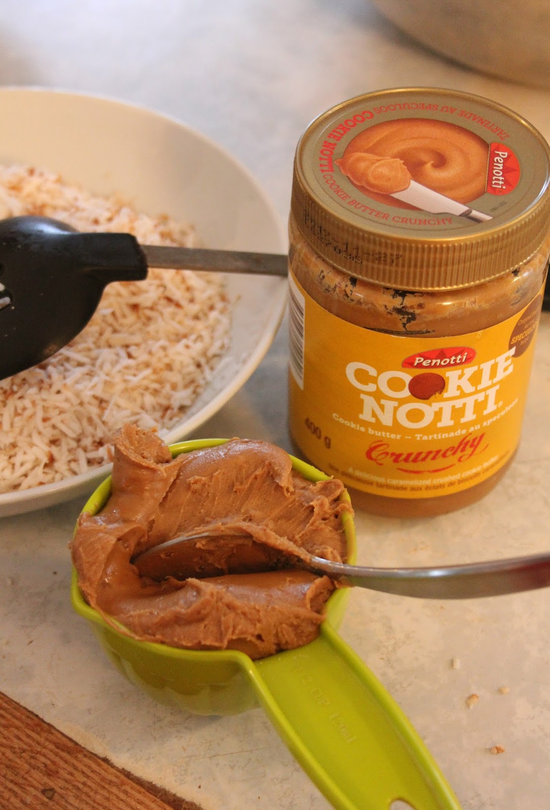 Jo and Sue: Crunchy Cookie Butter and Coconut Biscotti