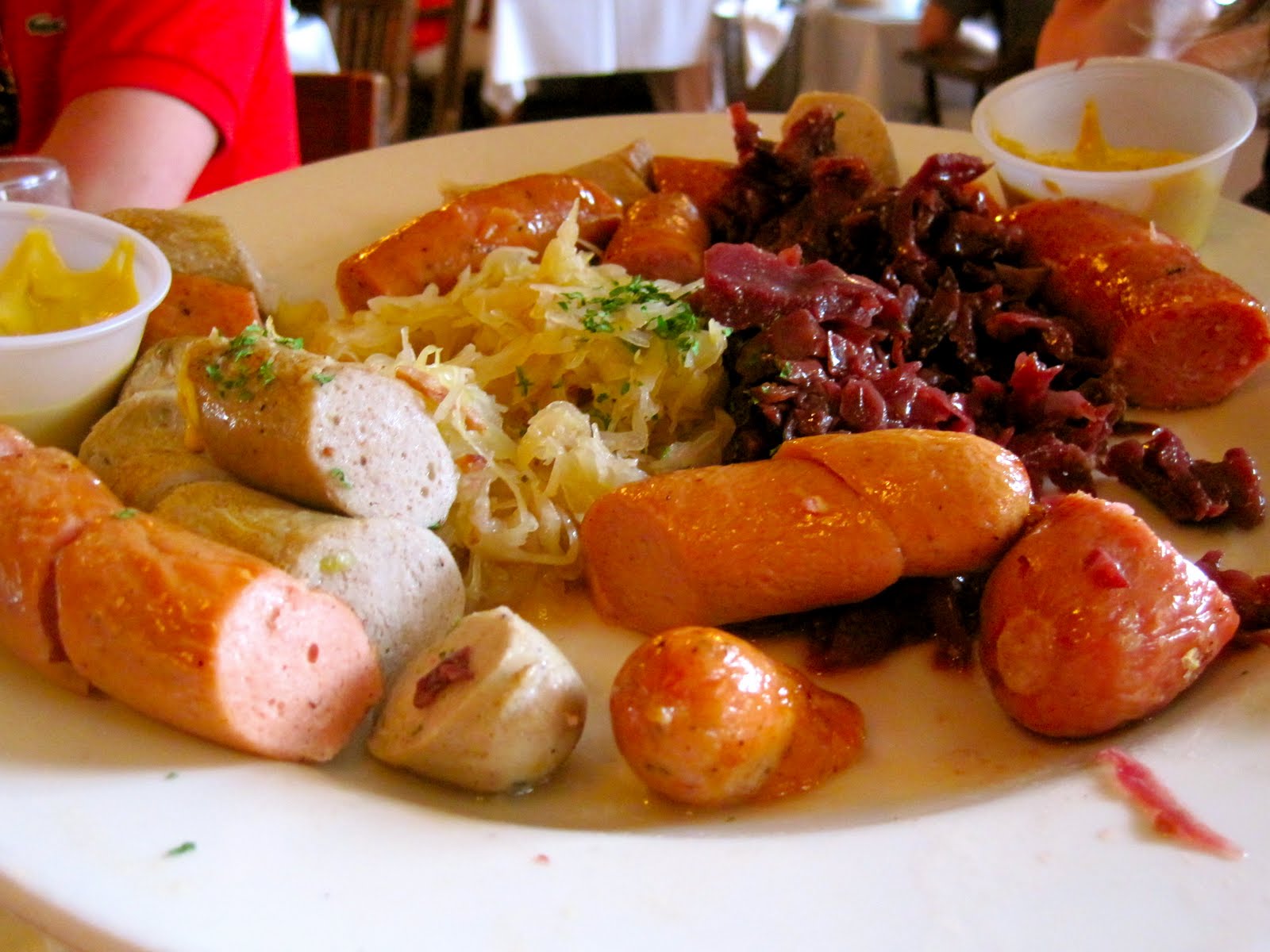 Food Obsessed in the Midwest: The Rathskeller