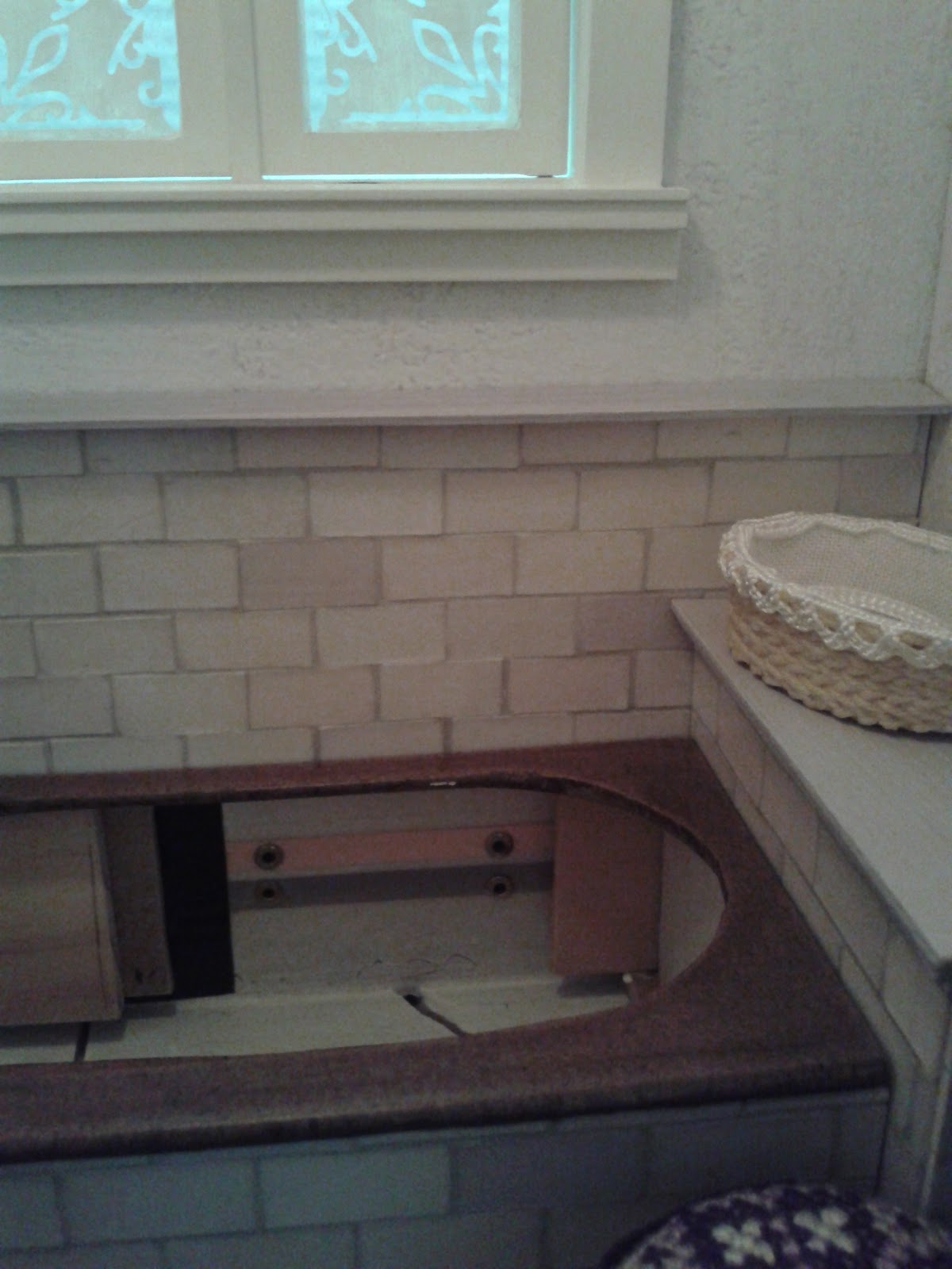 Miniature House: Concealing electrical wires