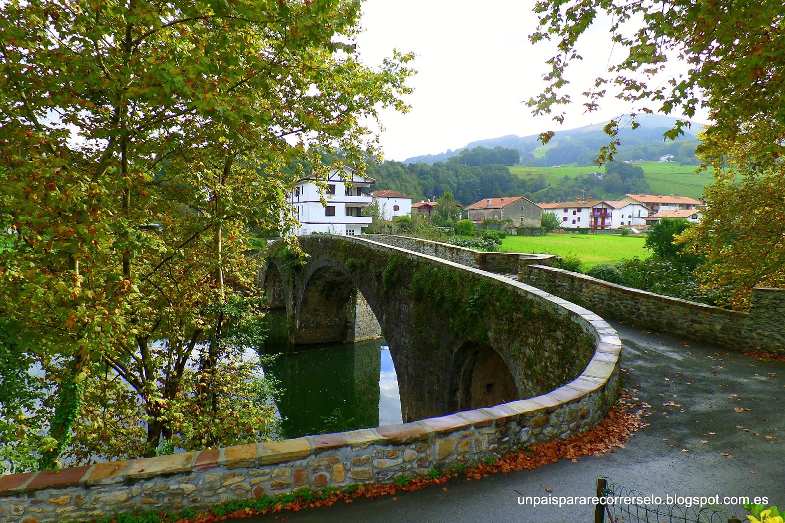 Un país para recorrérselo: Navarra