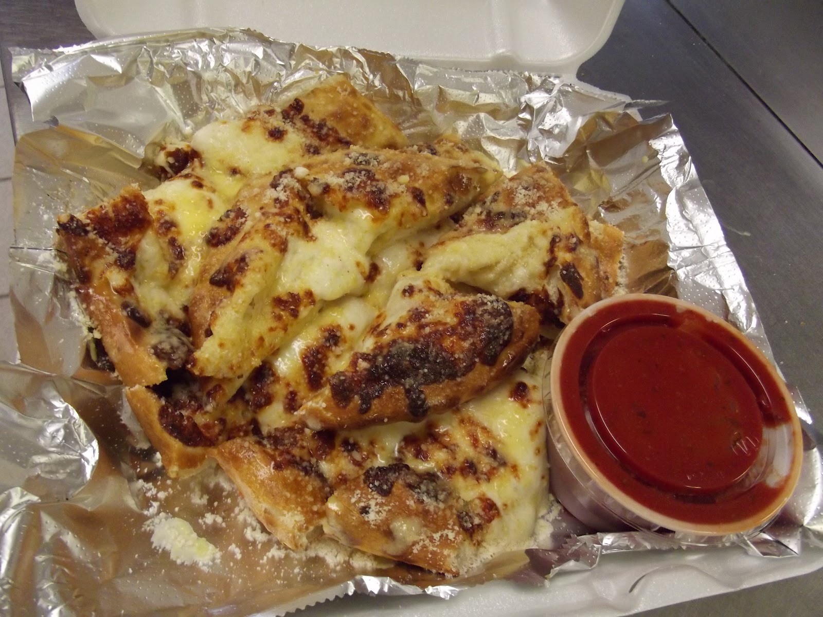 Roman Wheel Pizzeria: Menu