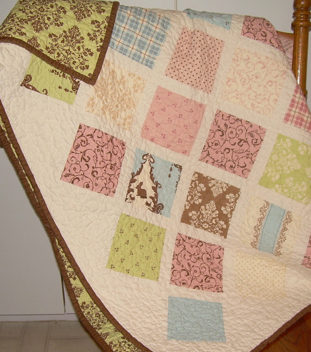 The Doodles of my Mind... : Baby Lattice Quilt...