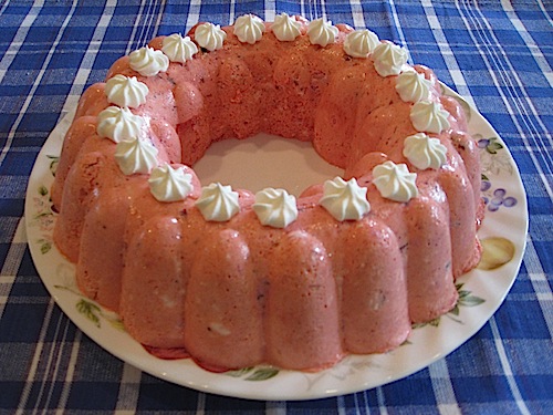 Cranberry Gelatin Mold - Cooking with the Cooks