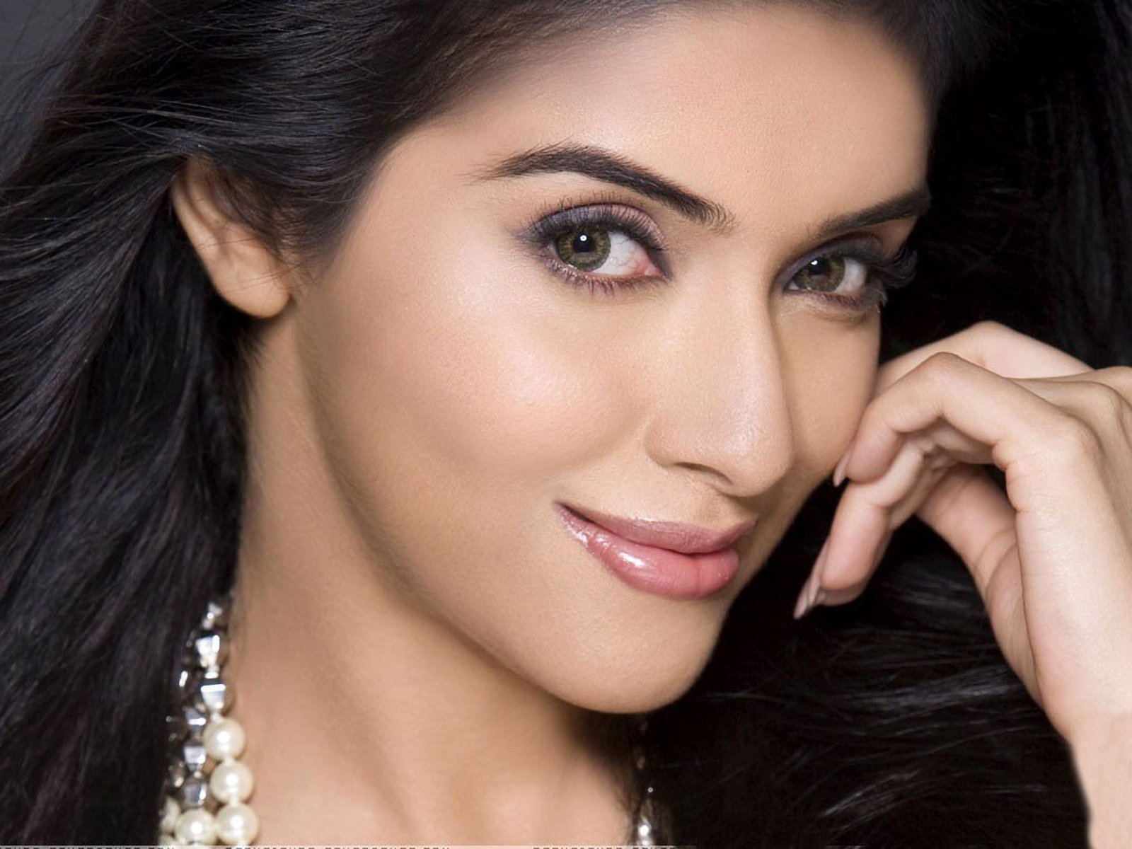 Bollywood Actress Asin All Latest HD Wallpapers 2012 | Songs By Lyrics