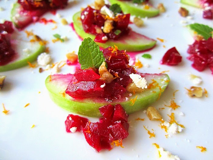 Beautiful Appetizers: Beet Relish on Apple Slices