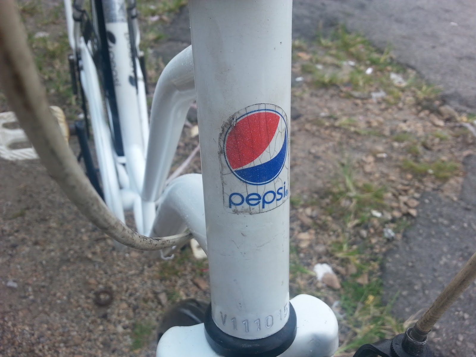 The Right Bike Store: 26" Imported Used City Bicycle from Japan: Pepsi
