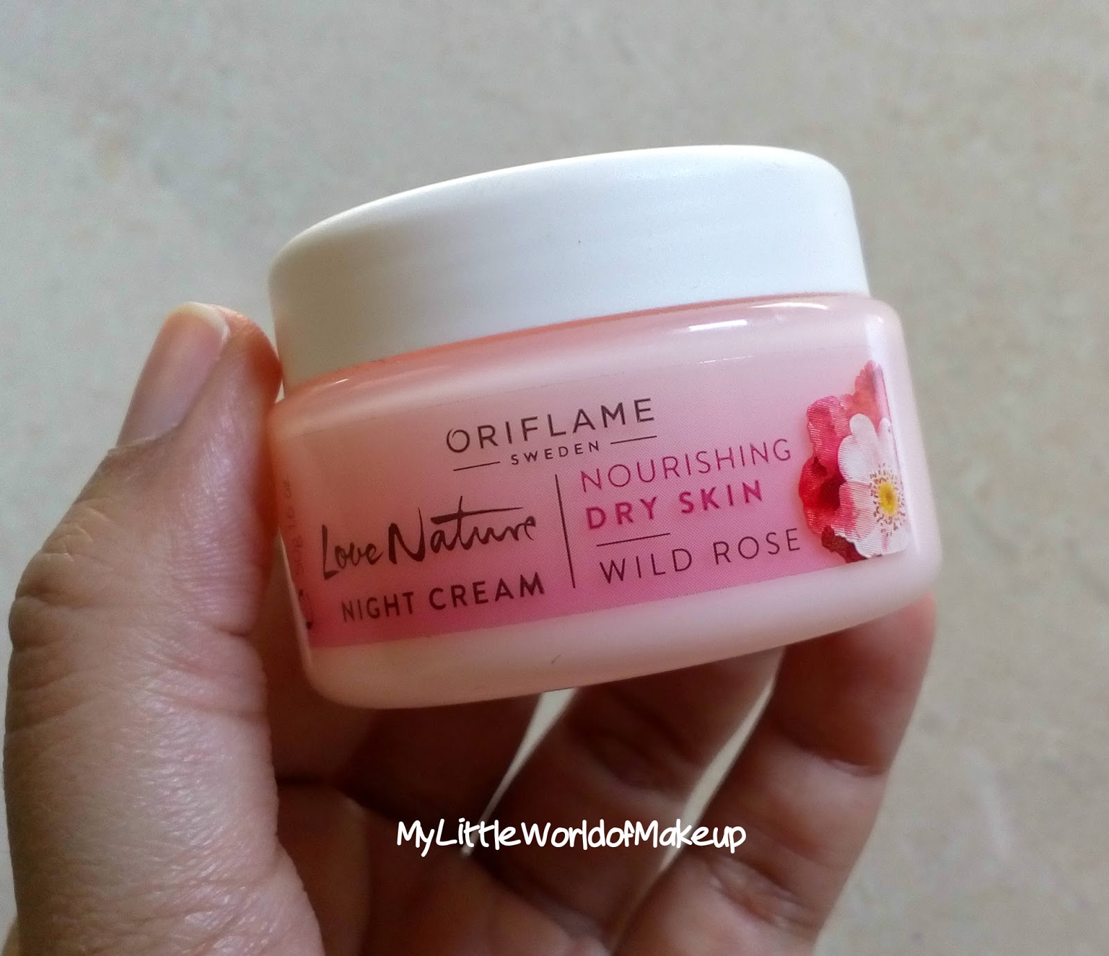 Oriflame Love Nature Nourishing Wild Rose Dry Skin Day And Night Cream Review
