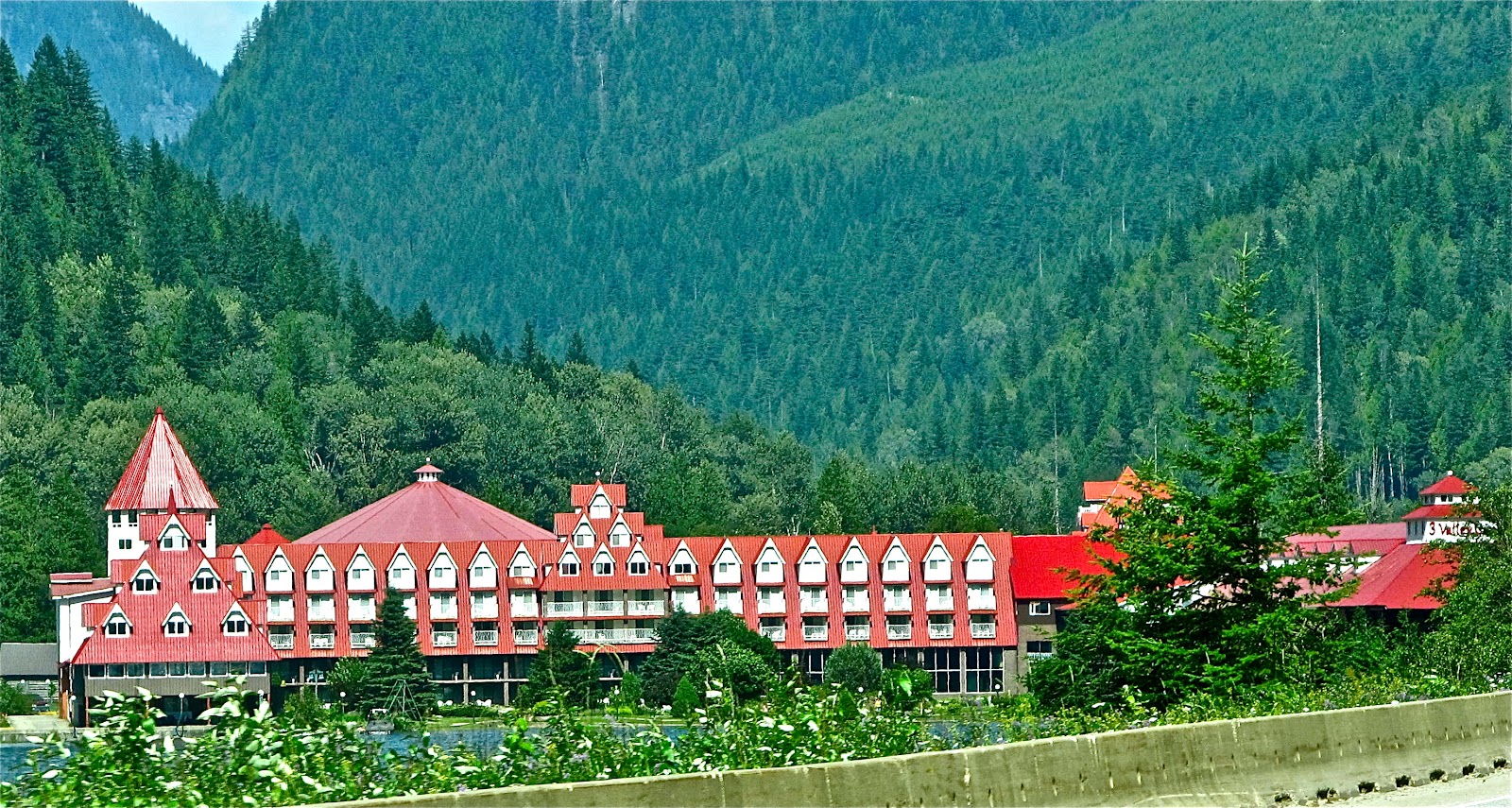 "CALGARY STAMPEDE TRIP": "LAKE CHATEAU AT THREE VALLEY GAP"