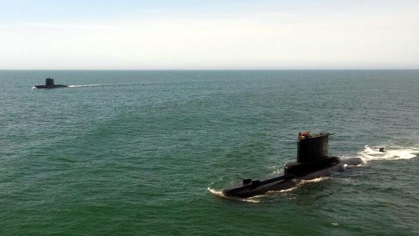 Submarinos ARA San Juan y ARA Salta realizan ejercicios con ...
