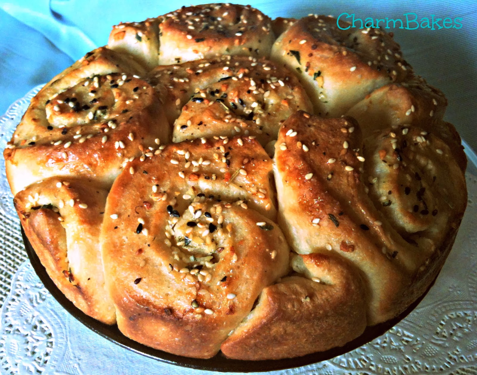 Charm Bakes: Garlic Rolls