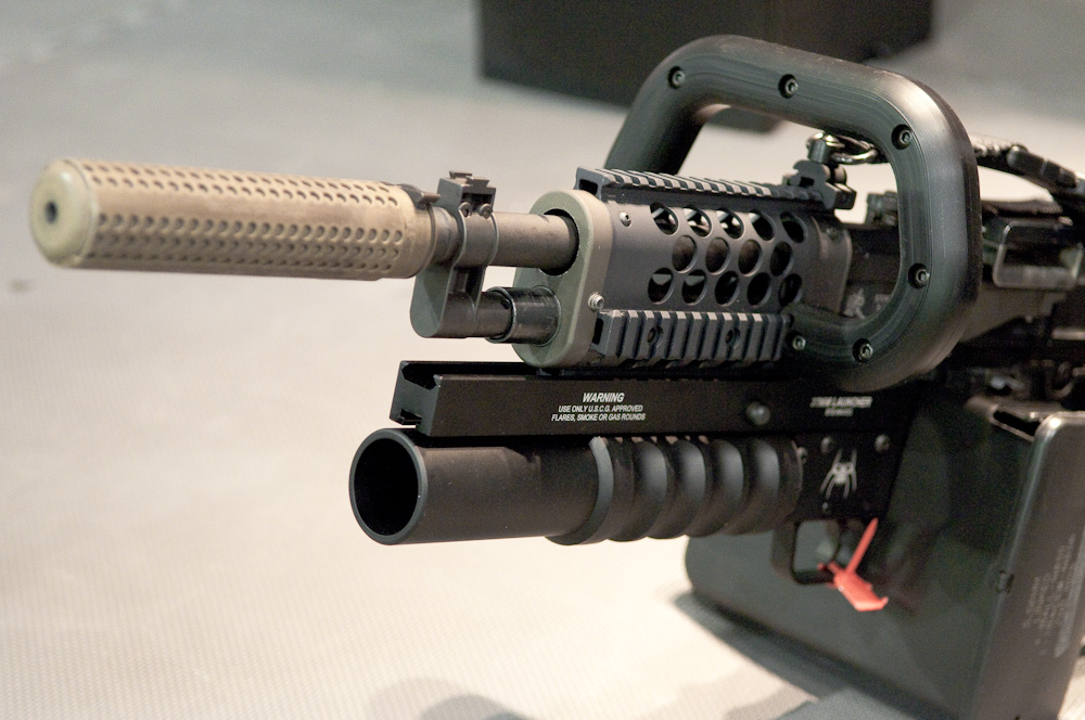 welcome to the world of weapons: Stoner LMG