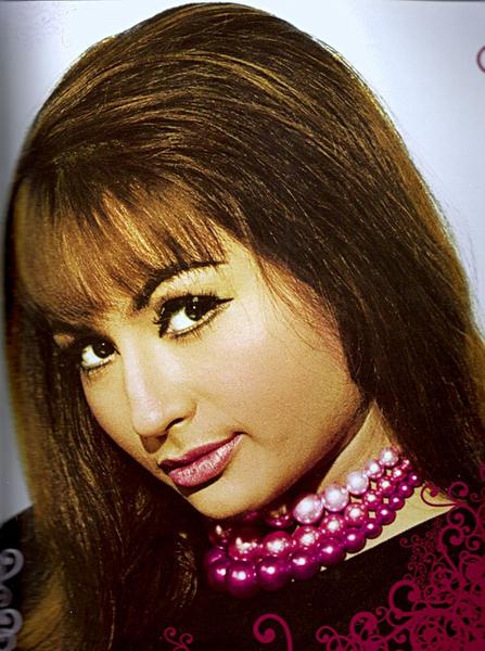 Indian Celebrity ZOON: Helen Richardson Khan Salman Khan Mother Pictures