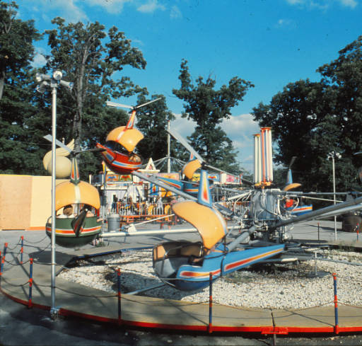 Eddie's Rail Fan Page: The Helicopters ride at the Adventureland ...