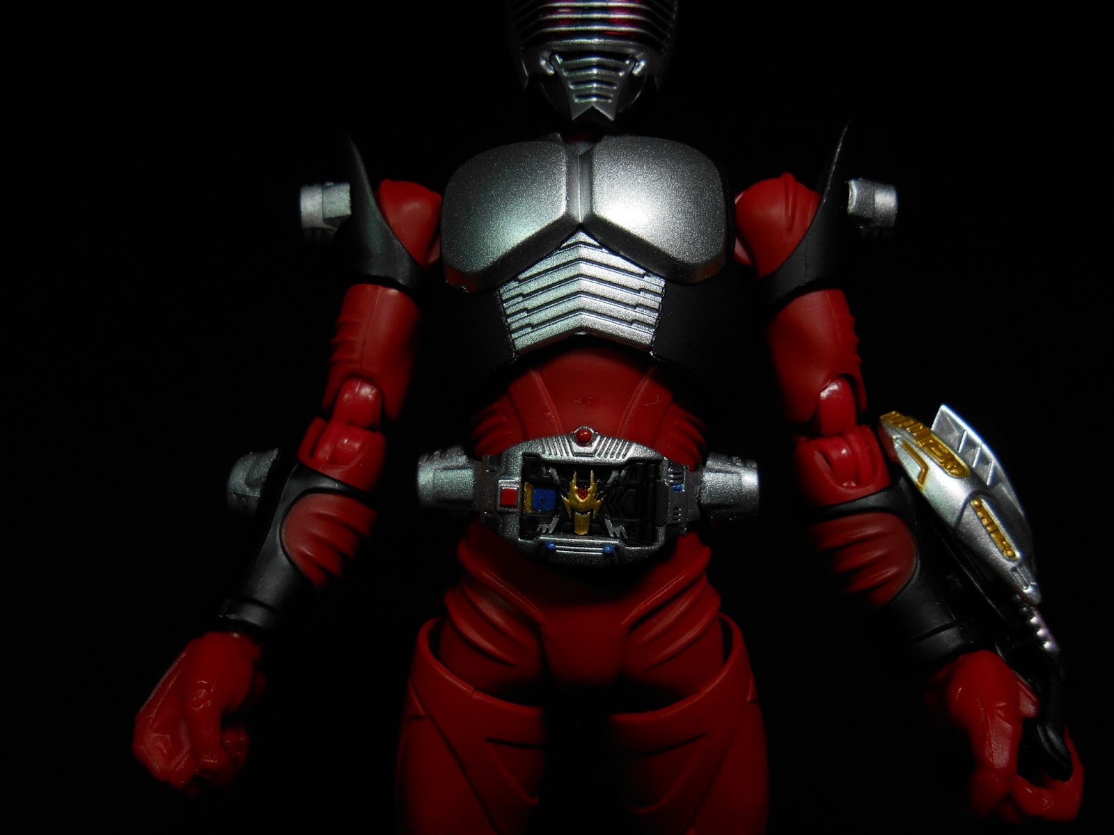 Review: S.H.Figuarts Kamen Rider Ryuki & Dragreder | Night's Corner