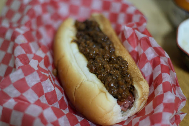 How to Make the Perfect West Virginia Slaw Dog - The Kitchen Wife