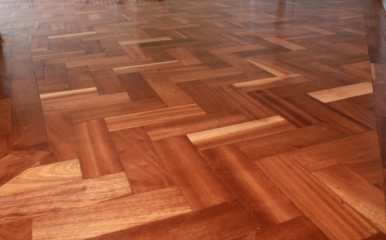 Parquet Parquet: A lovely Keruing hallway