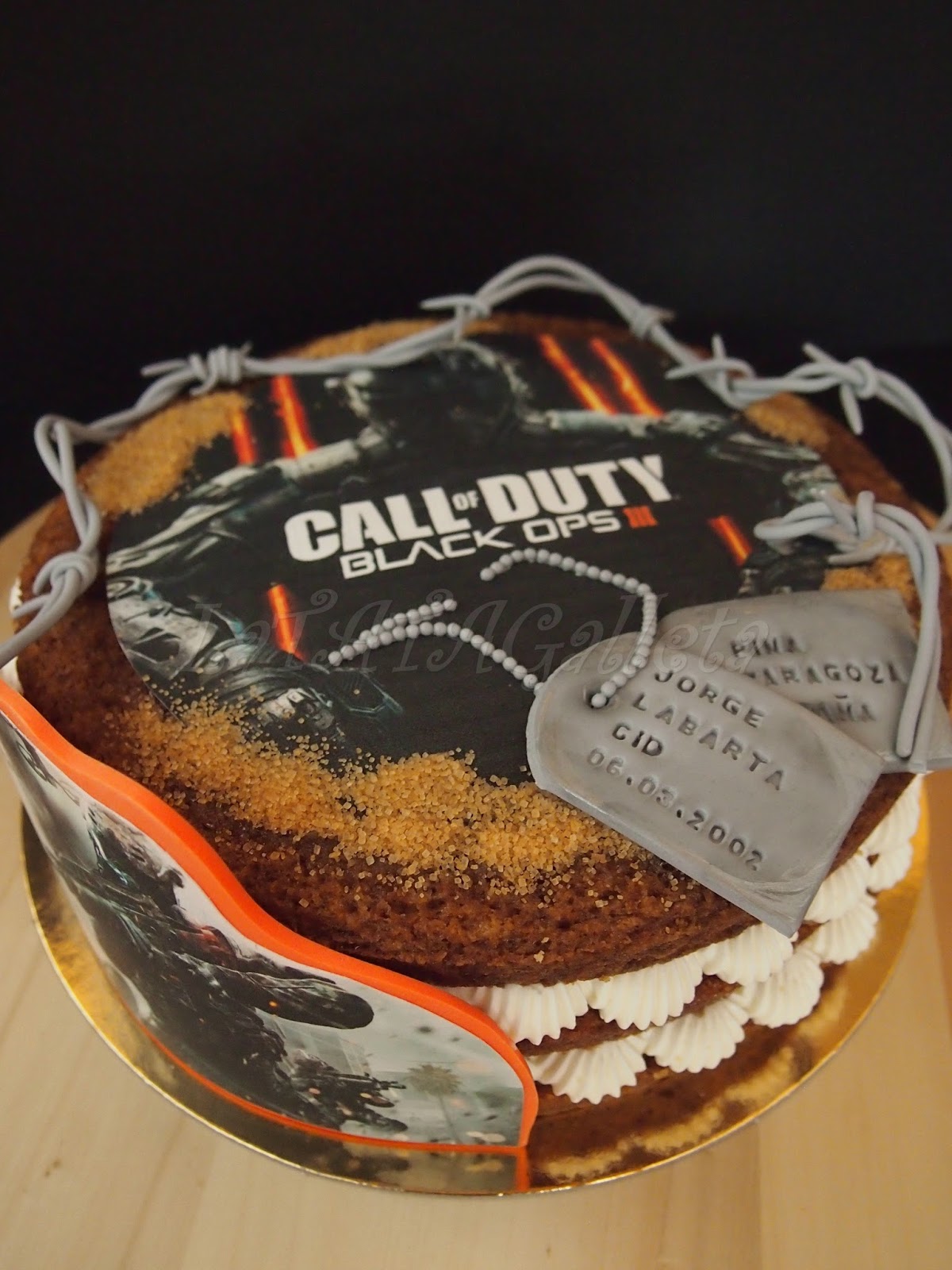 LaTATAGalleta: TARTA NAKED CAKE ..... CALL OF DUTY BLACK OPS III