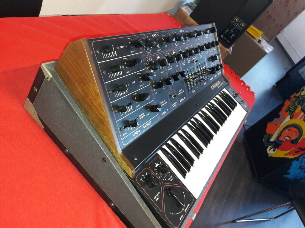 MATRIXSYNTH: CRUMAR DS2 SN 912