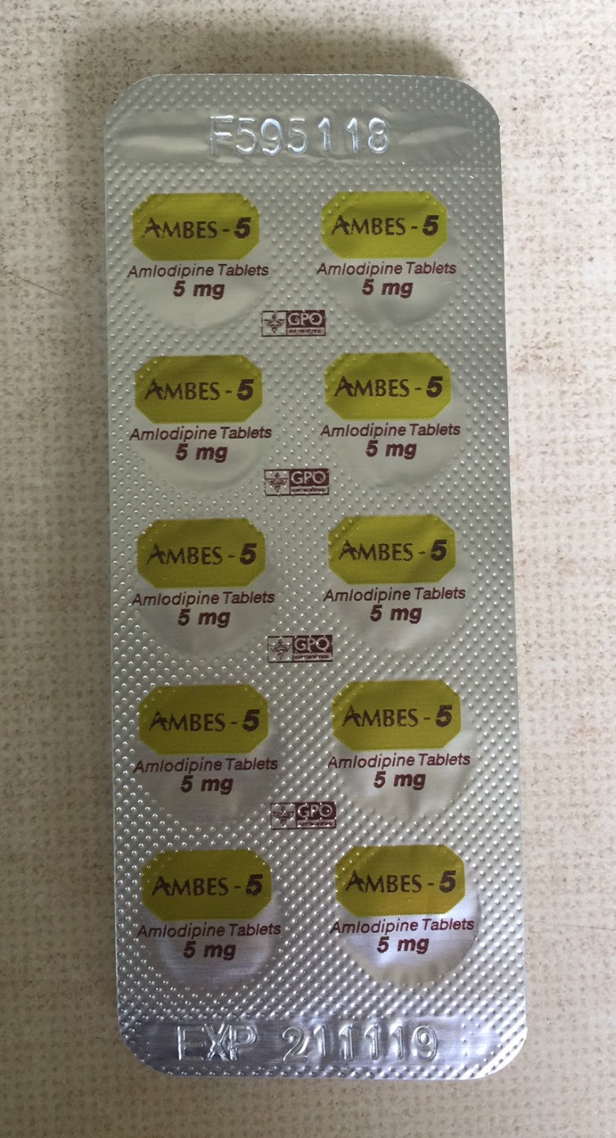 มกราคม 2560