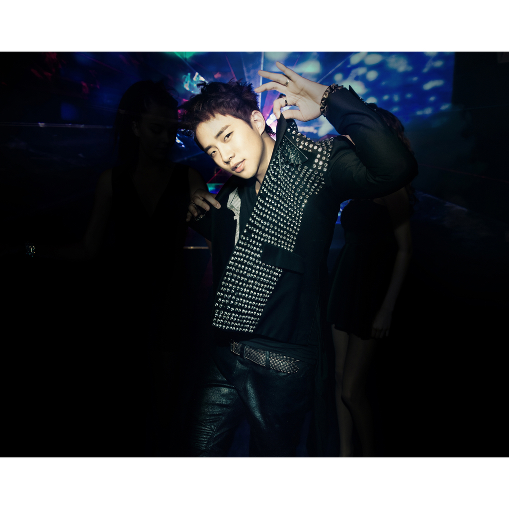 Another 2PM 2nd Album "Hands Up" Photos | treasuredays