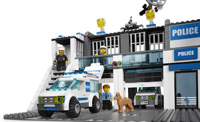 Lego Türk: Lego Polis Merkezi - 7498