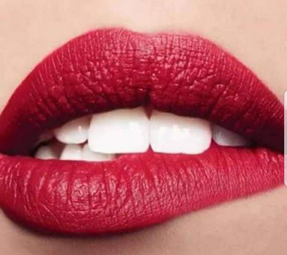 Tres formas de combinar tu labial rojo.
