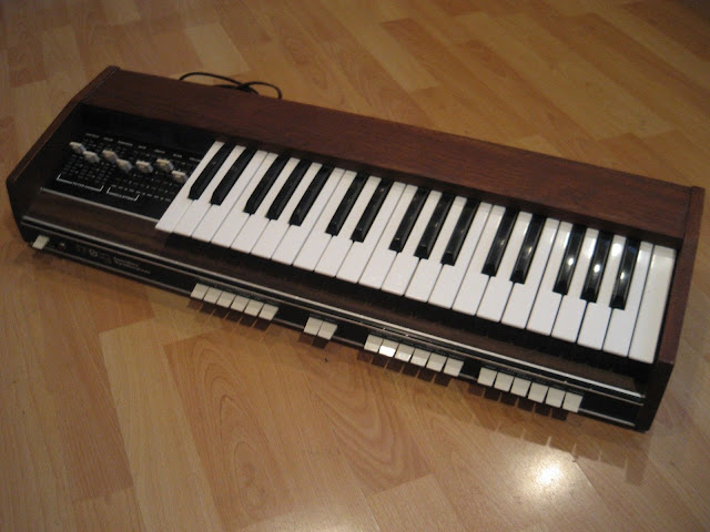 MATRIXSYNTH: 1974 Vintage Moog Synthesizer "Satellite"