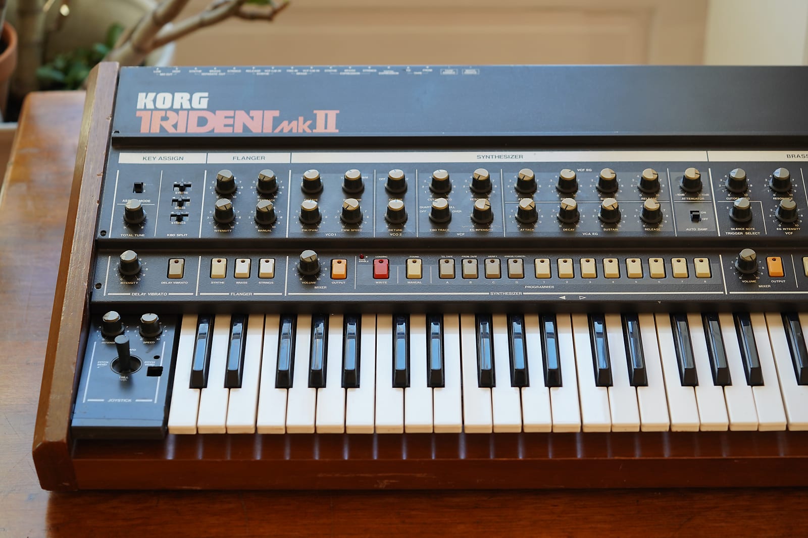 MATRIXSYNTH: Korg Trident MKII 1982 Serviced