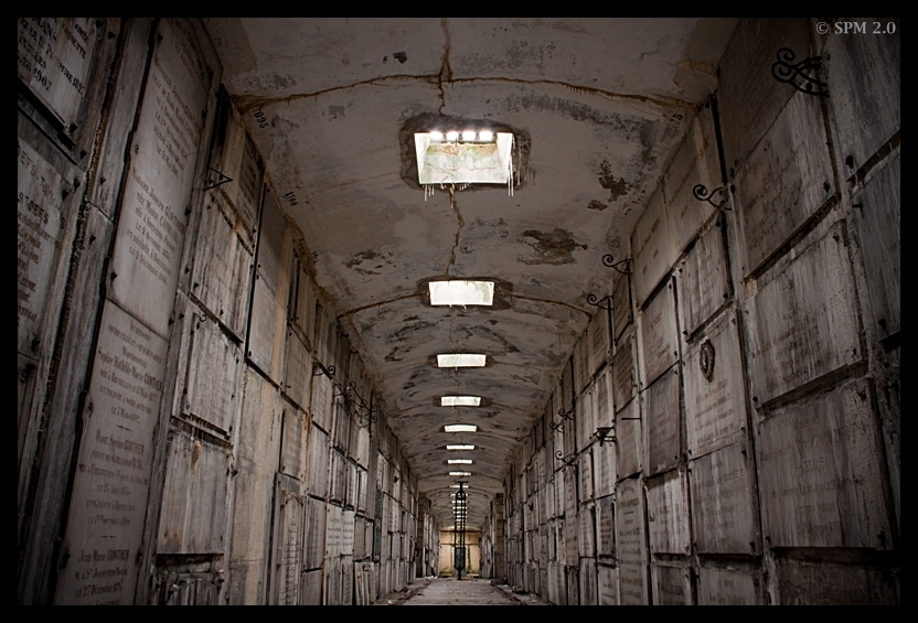 somephotomoments 2.0: Crypte van L. 2/3